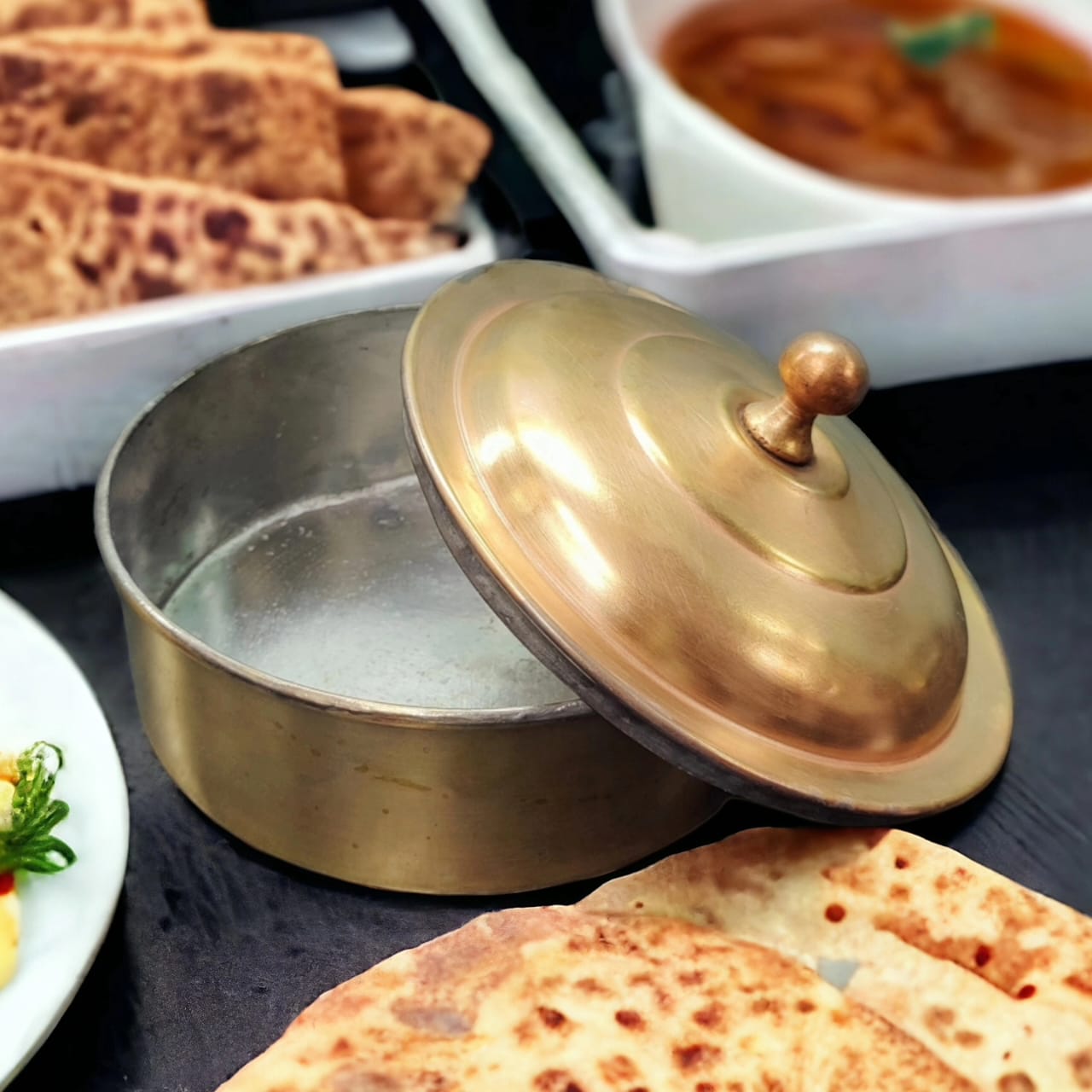 AT/012 - Antique Brass Roti Dabba/Chapati Box – MerchantAntiques